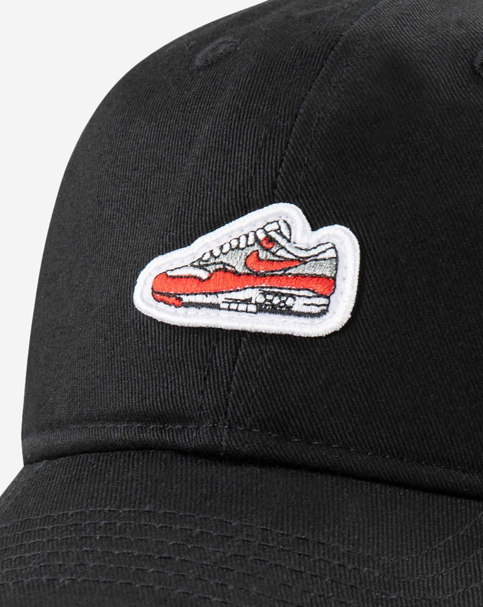 Shop Nike Air Max Patch Club Cap 8A3077-023 black | SNIPES USA