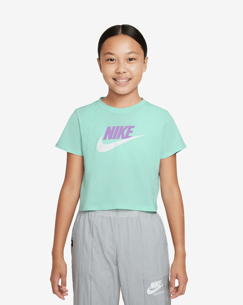 Shop Nike Girls' Futura Cropped Tee DA6925-379 green | SNIPES USA
