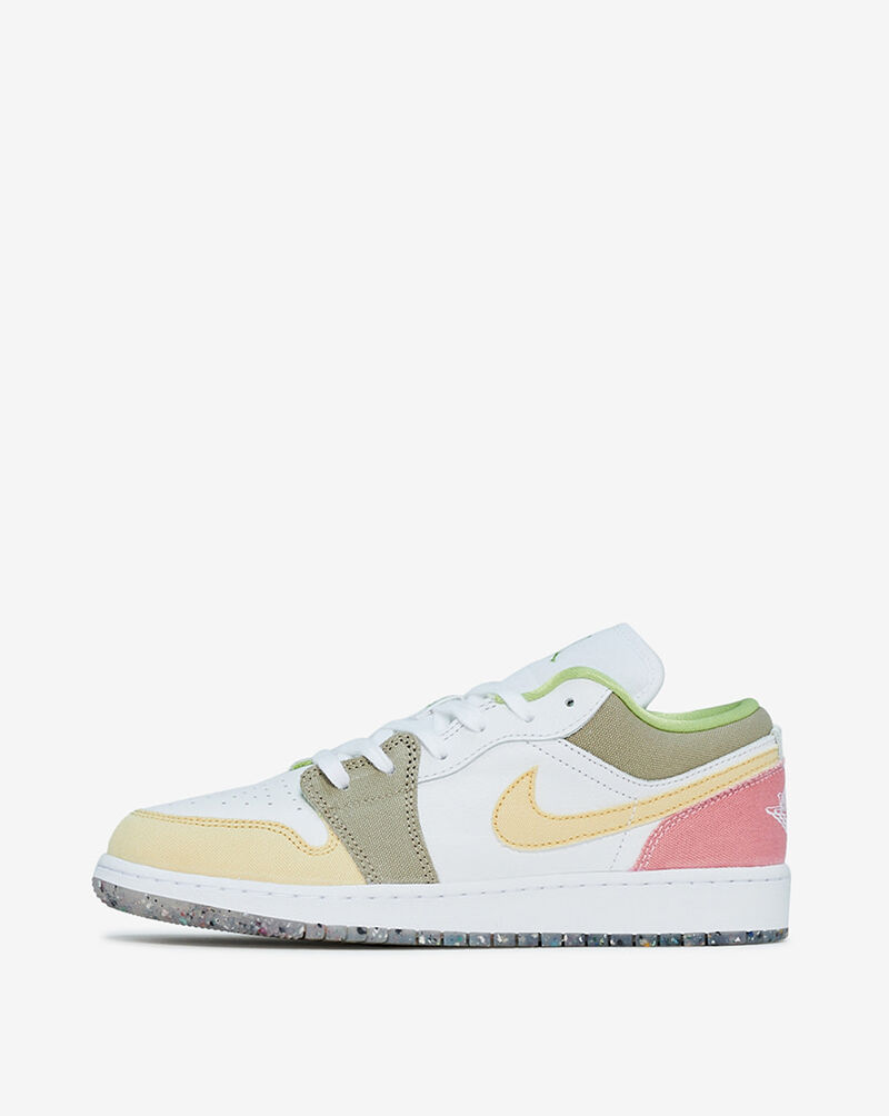 Shop Jordan Grade School Air Jordan 1 Low SE DJ0341-100 green | SNIPES USA