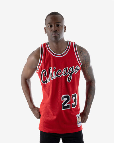 Mitchell & Ness Clothing & Accessories | Snipes USA