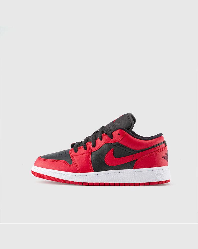 Shop Jordan Grade School Air Jordan 1 Low 553560-606 red | SNIPES USA