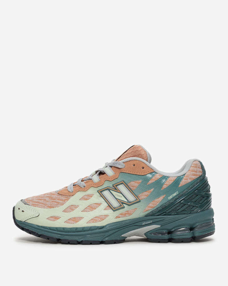 Shop New Balance 1906R U1906WFB green | SNIPES USA