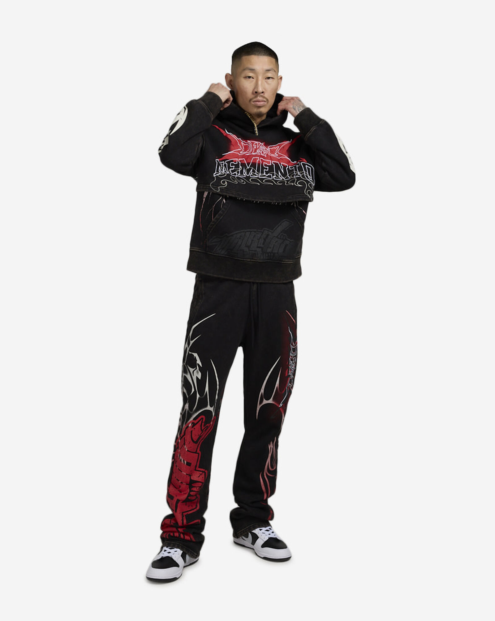 Shop Smoke Rise Dystopian Hoodie FO24657SN-BLK black | SNIPES USA