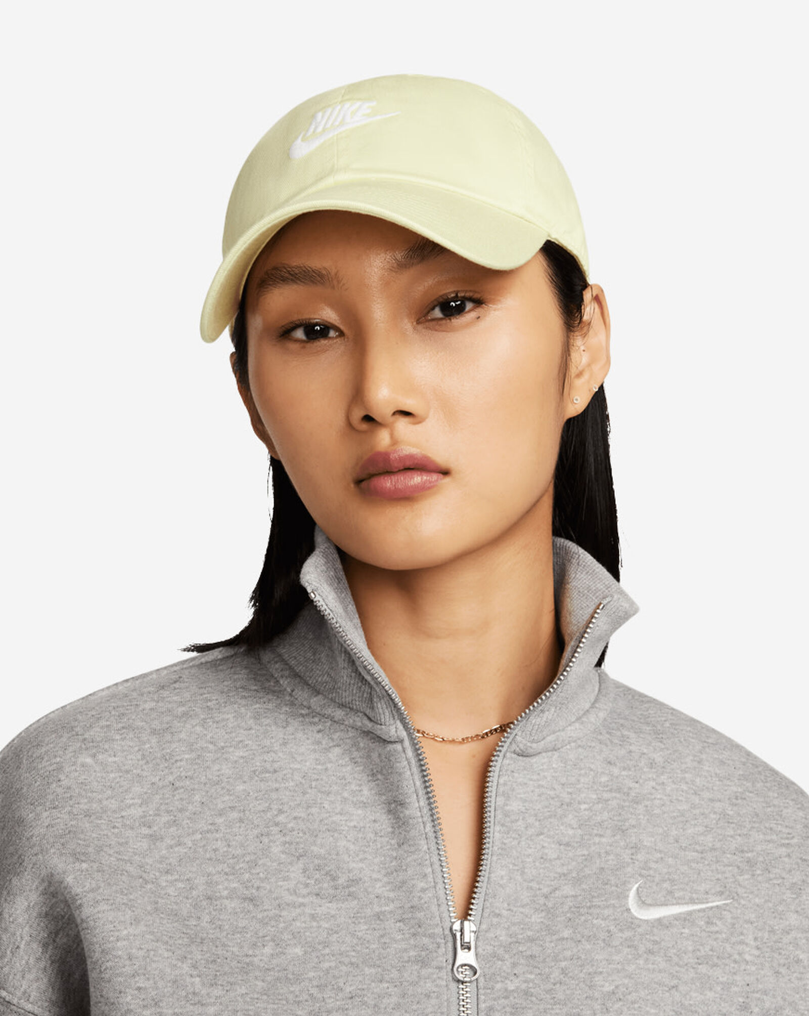 Shop Nike NSW Unstructured Futura Club Cap FB5368-331 green | SNIPES USA