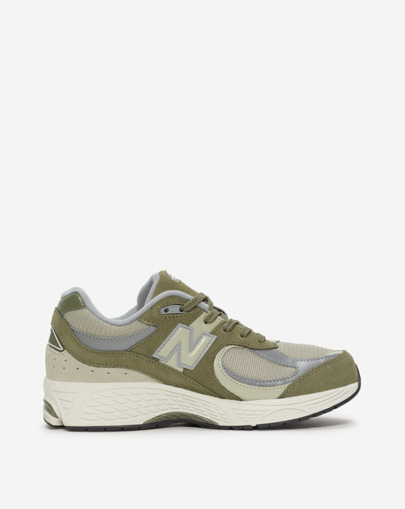 Shop New Balance Grade School 2002 GC2002CA green | SNIPES USA
