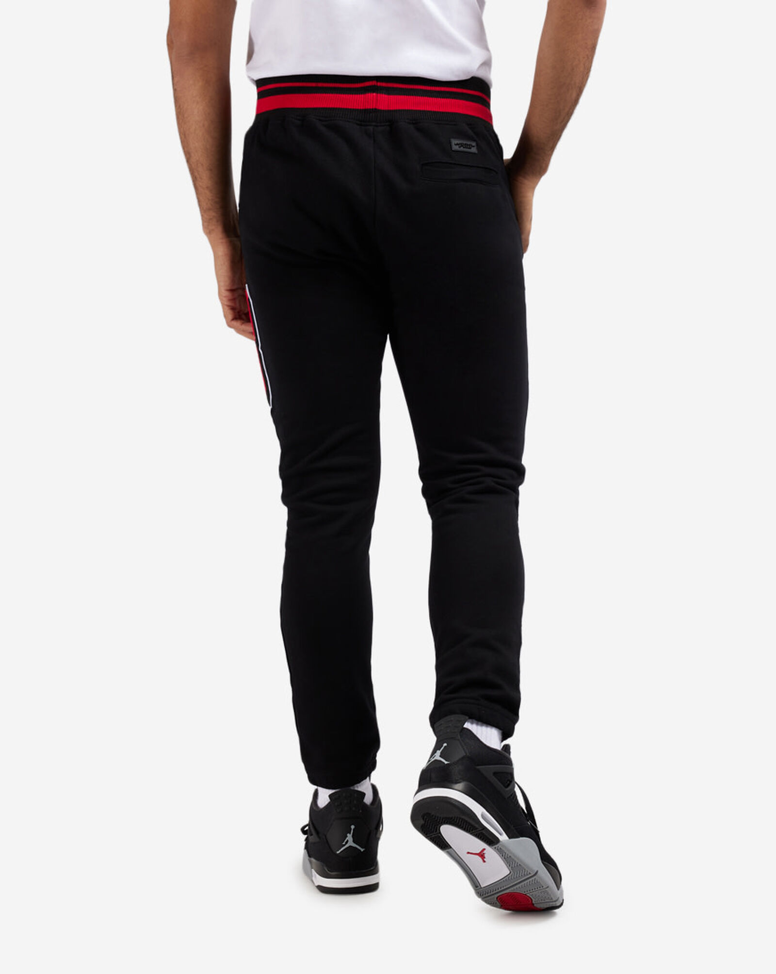 Shop PRO STANDARD Chicago Bulls Logo Sweatpants BCB454219-BKR black ...
