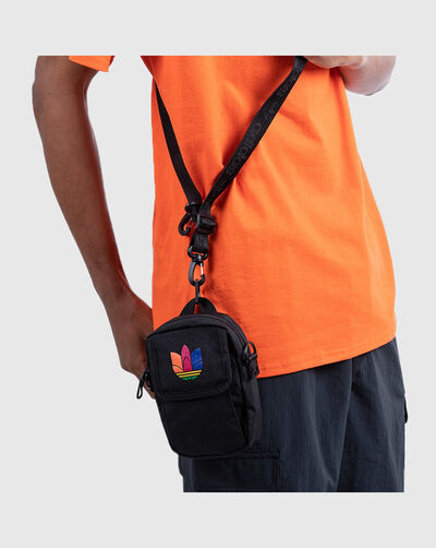 Backpacks, Duffels, School & Gym Bags | Snipes USA