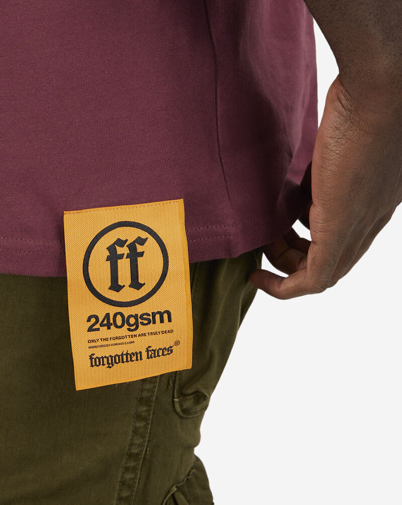 Shop Forgotten Faces Wings Tee FOF0097-CHY red | SNIPES USA