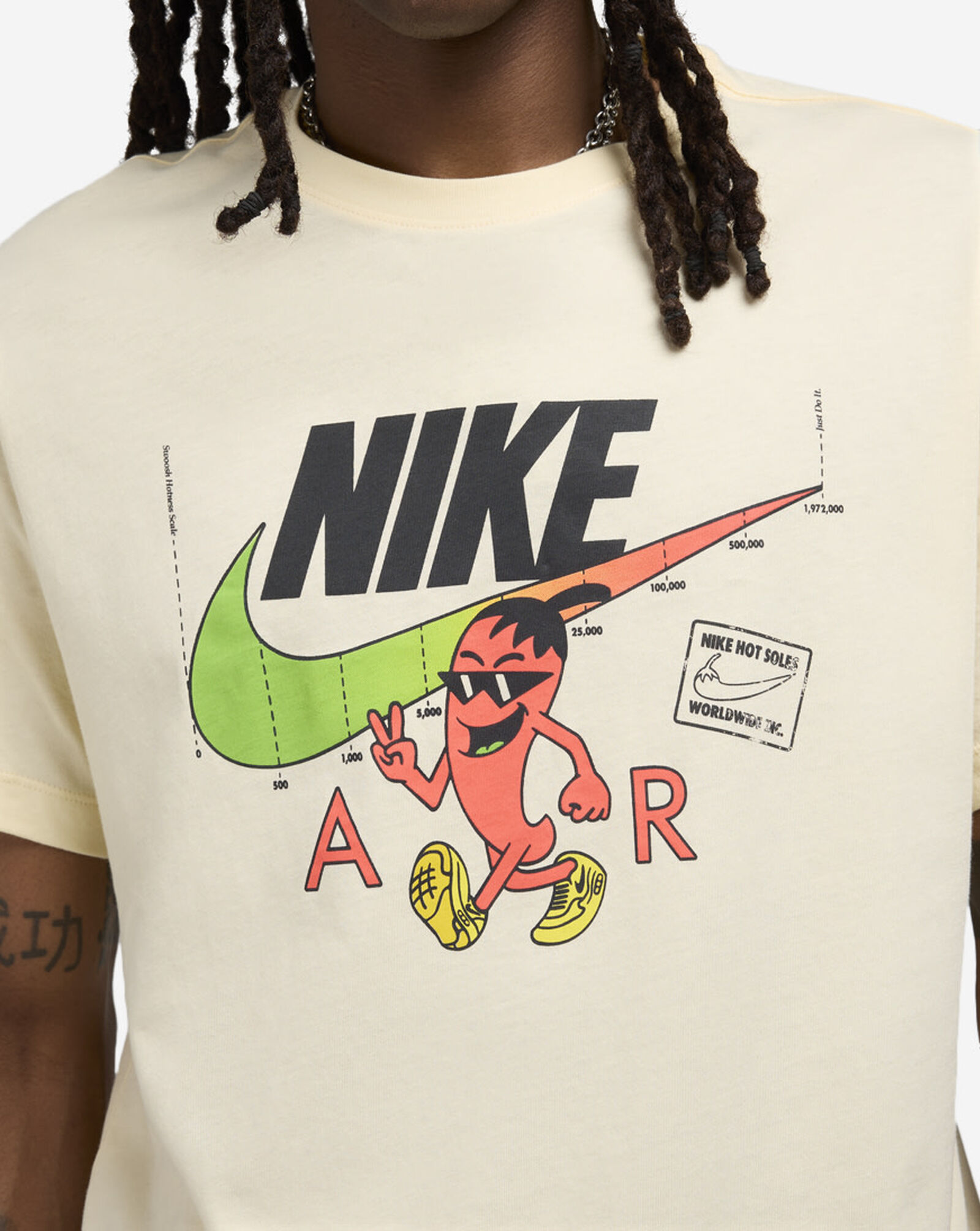 Shop Nike NSW Sole Food T-Shirt HQ9258-114 cream | SNIPES USA