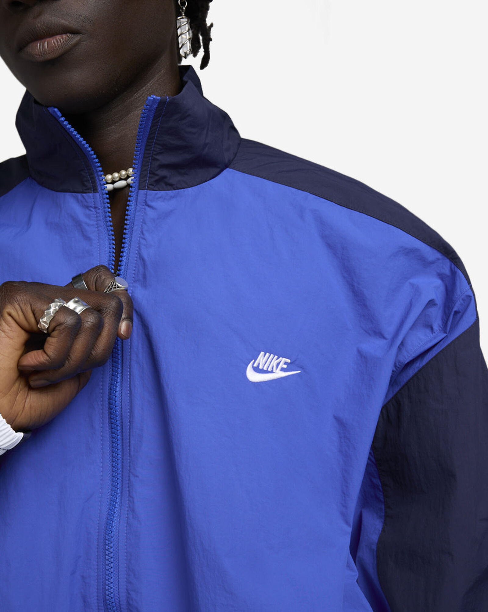 Shop Nike Club Woven Track Jacket HQ6109-480 blue | SNIPES USA