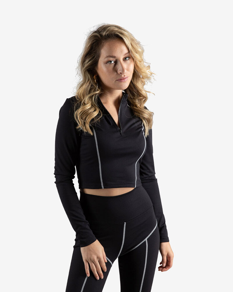 Shop Allure Allure Piping Top AJ812-BLACK black | SNIPES USA