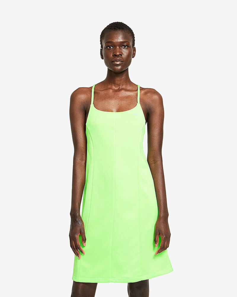 Shop Nike NSW Icon Clash Dress CZ9334-345 green | SNIPES USA