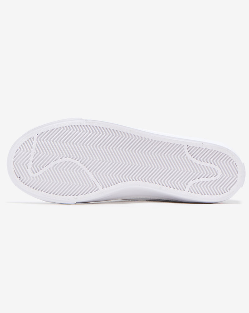 Shop Nike Grade School Court Legacy DA5380-104 white | SNIPES USA