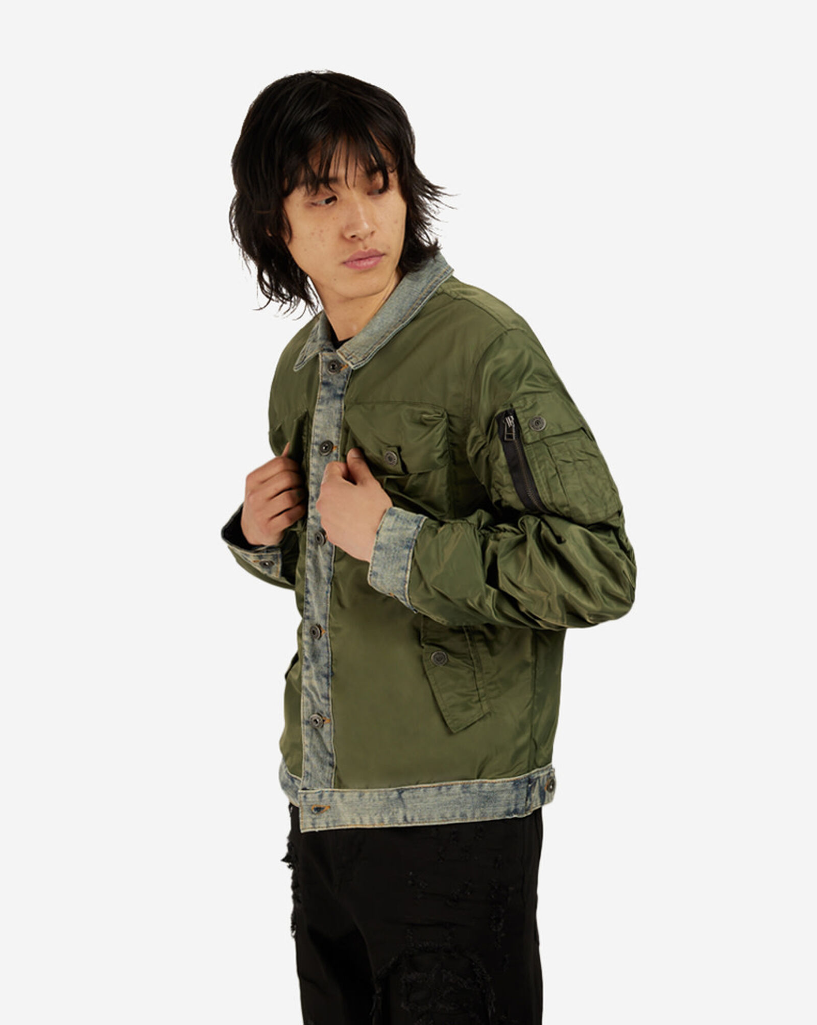 Shop Smoke Rise Nylon Denim Jacket JJ23731SNZ-OLV green | SNIPES USA