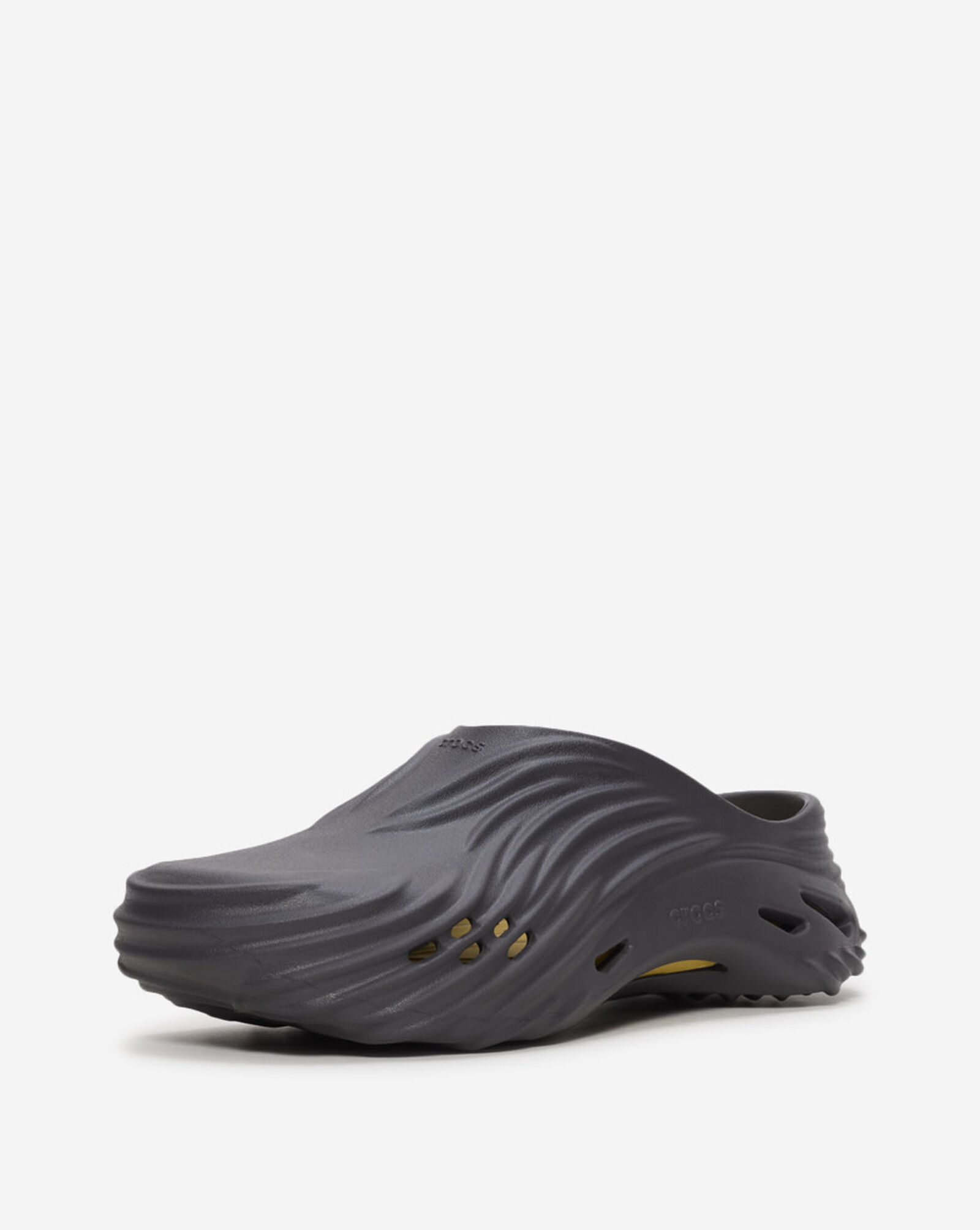 Shop Crocs Echo Wave 210251-0LD black | SNIPES USA