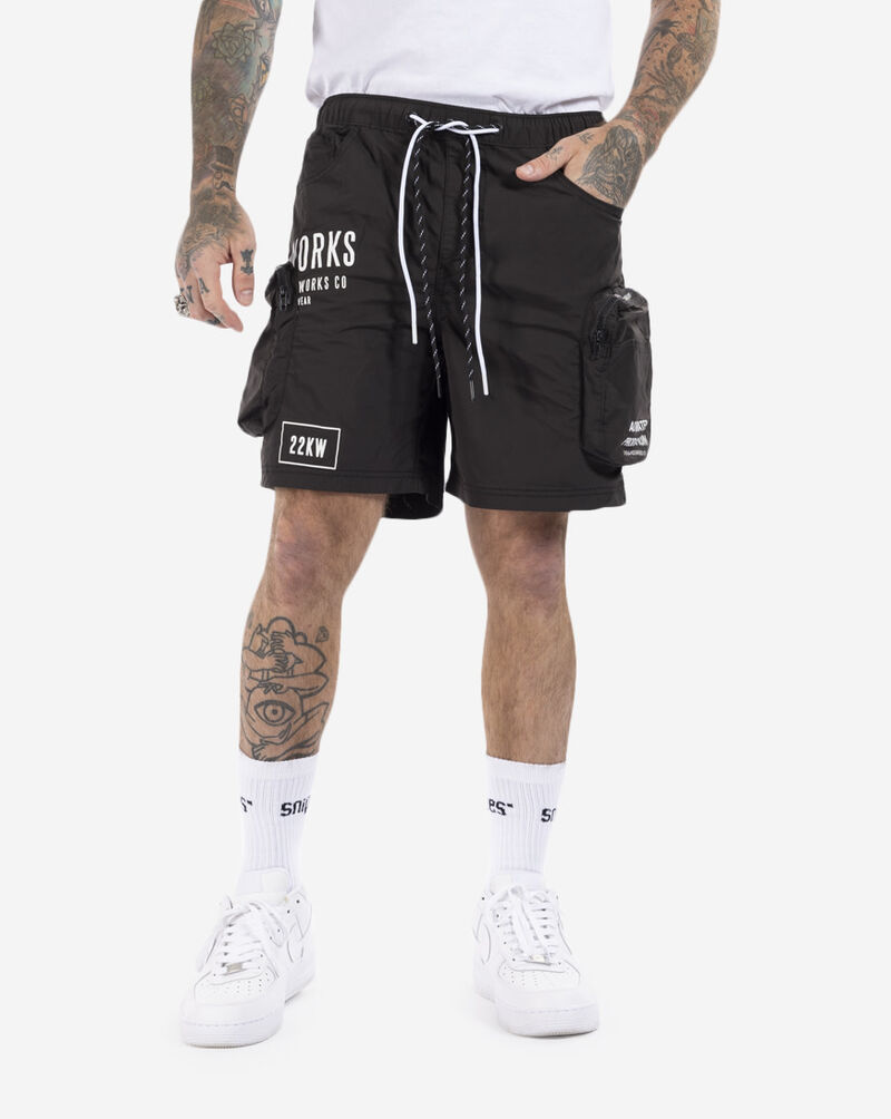 Shop Smoke Rise Nylon Cargo Shorts WS-22282-BLK black | SNIPES USA