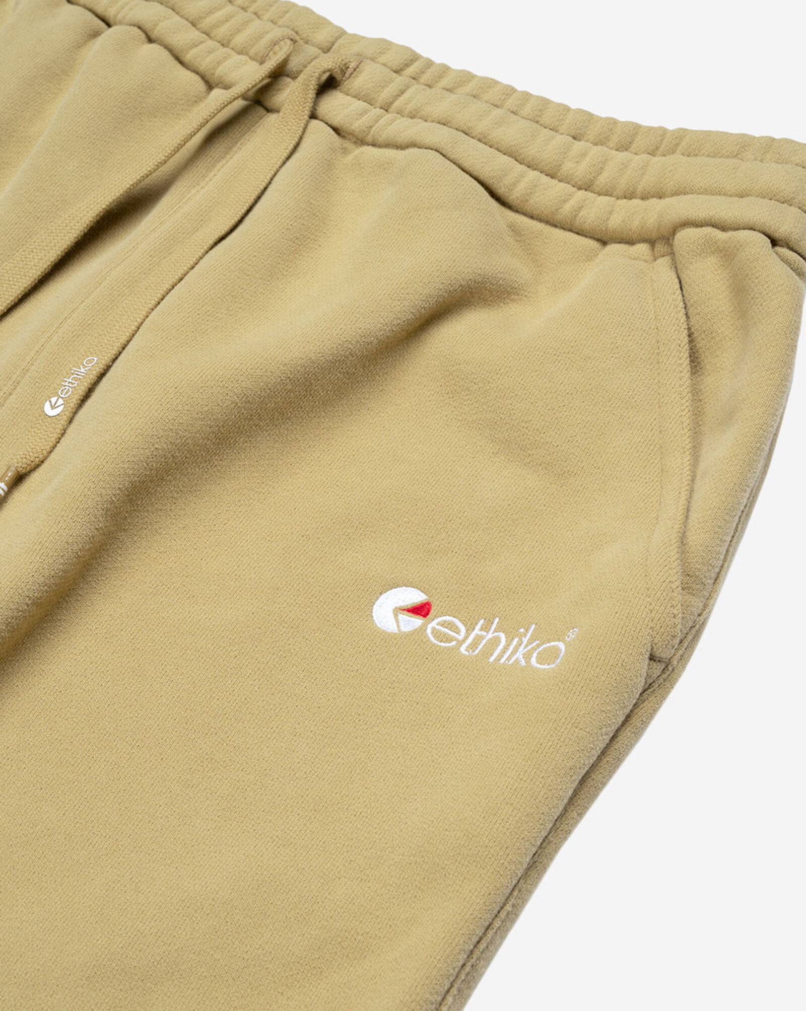 Shop Ethika Combat Fleece Pants UMP1102-KHA beige | SNIPES USA