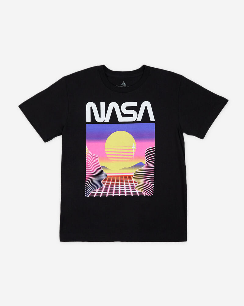 Shop Graphic Tees Grade School Sunset Tee TSB1AQTNSA black | SNIPES USA