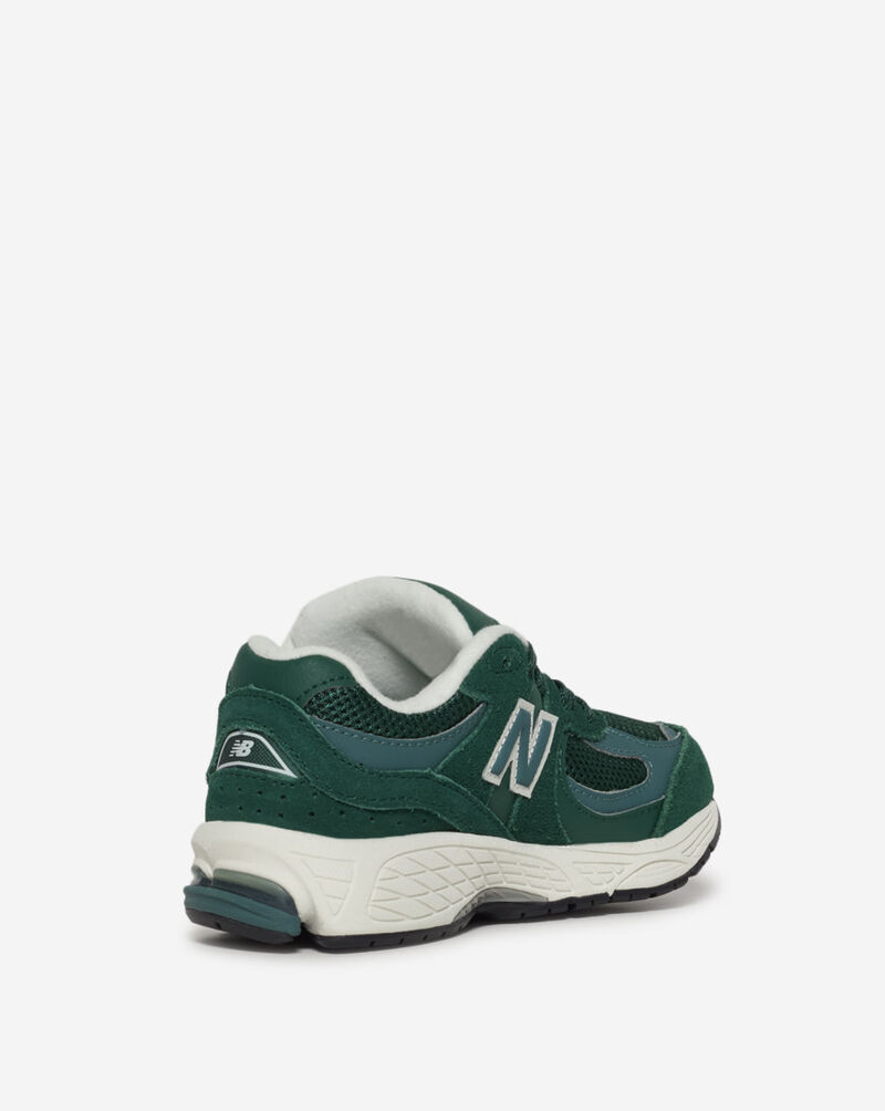 Shop New Balance Pre-School 2002 PC2002FG green | SNIPES USA