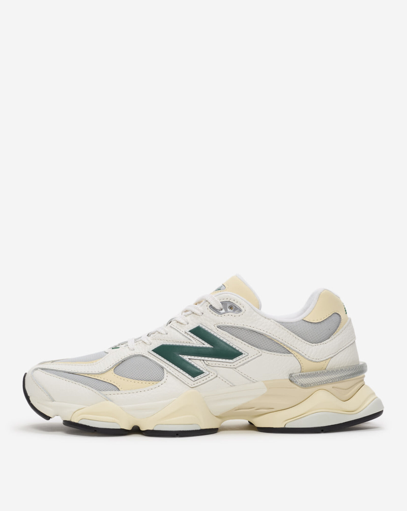 Shop New Balance 9060 U9060ESE white | SNIPES USA