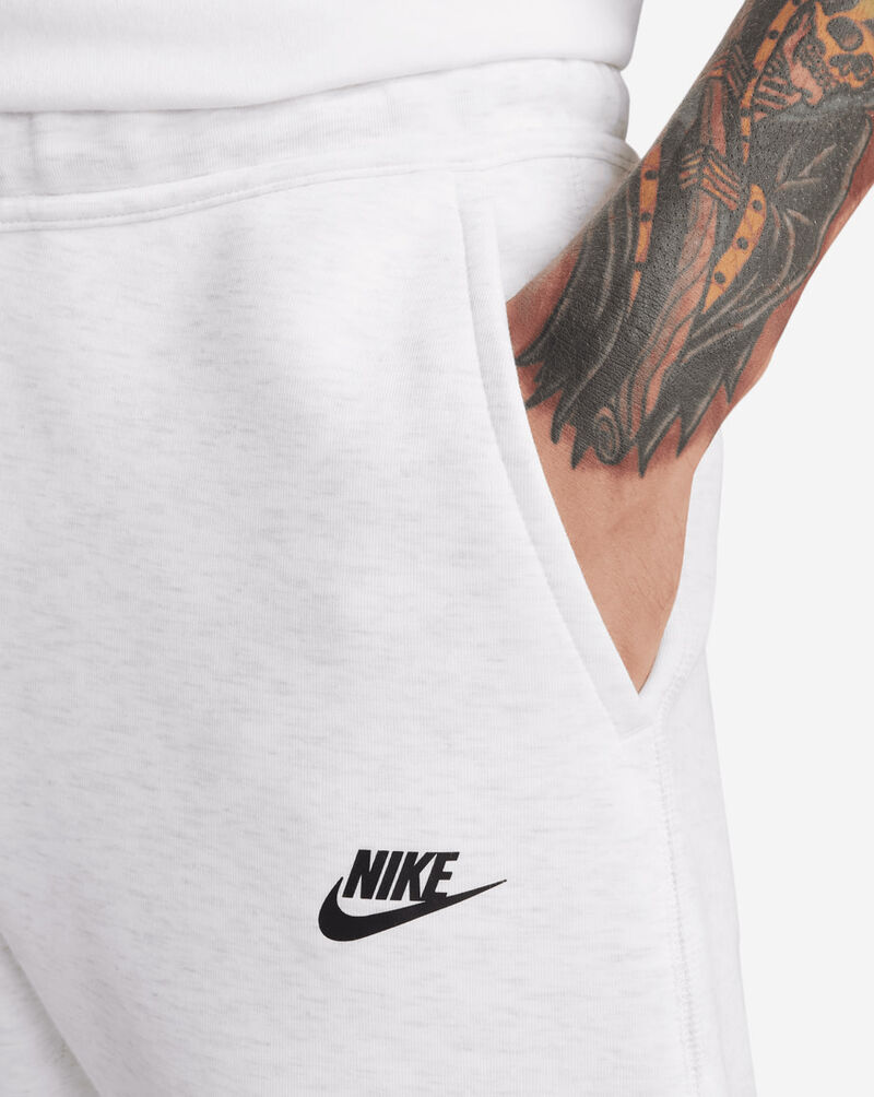 Shop Nike NSW Tech Fleece Joggers FB8002-051 grey | SNIPES USA