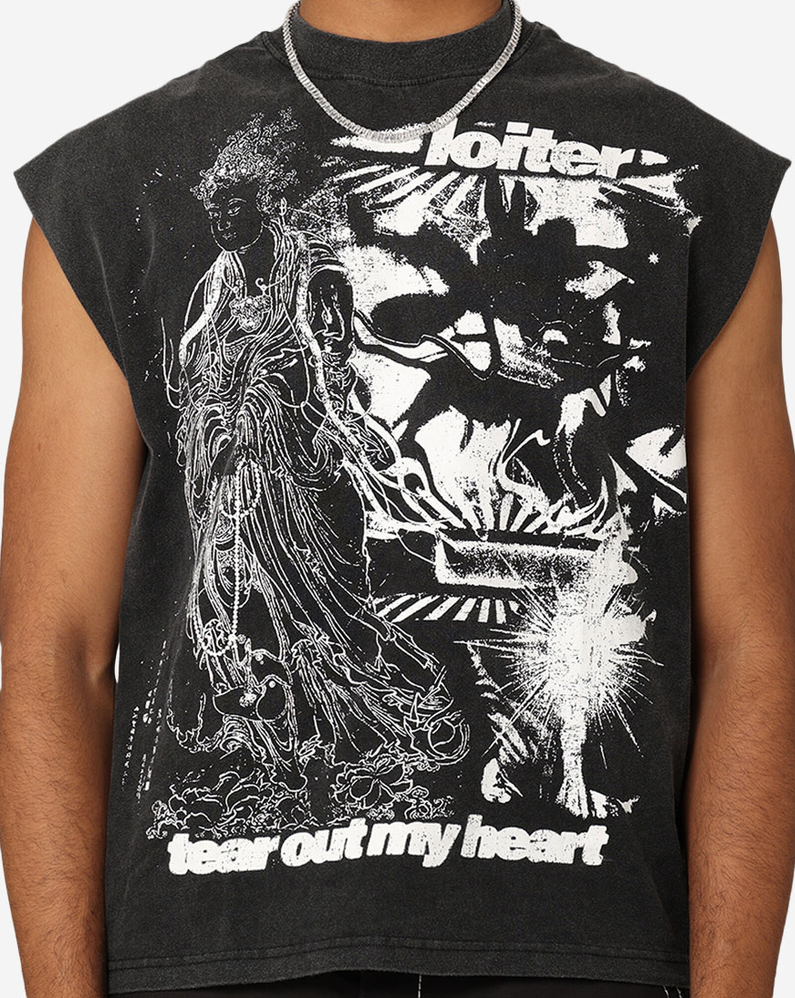 Shop Loiter Soulless Oversized Muscle Tee 02047435V009 black | SNIPES USA