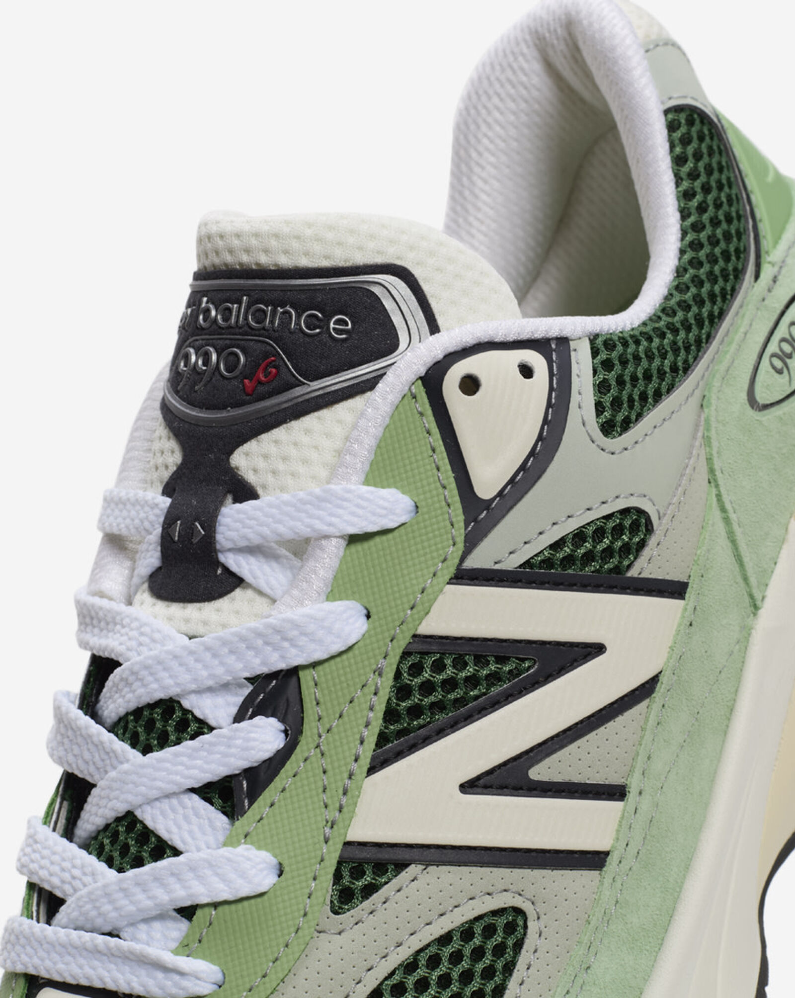 Shop New Balance 990v6 U990AB6 green | SNIPES USA
