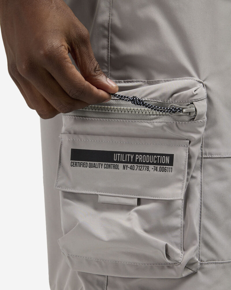 Shop Smoke Rise Nylon Cargo Shorts WS24283SNZ-GRY grey | SNIPES USA