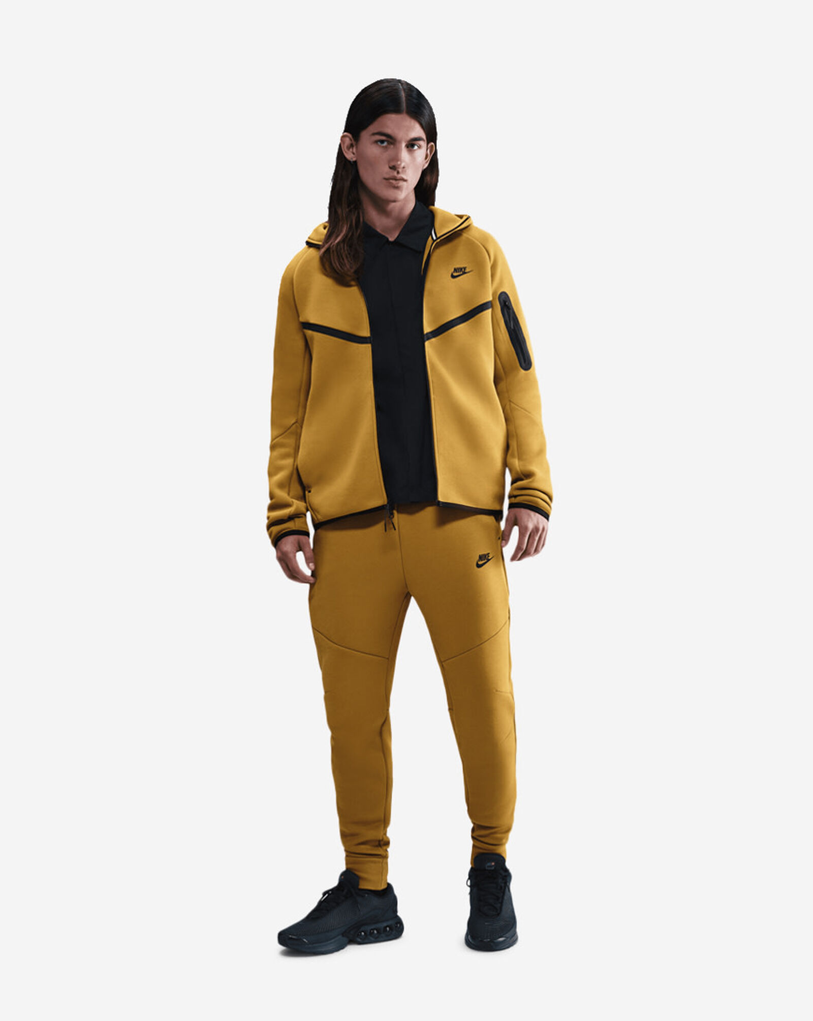 Shop Nike Tech Fleece Joggers HV0959-352 brown | SNIPES USA