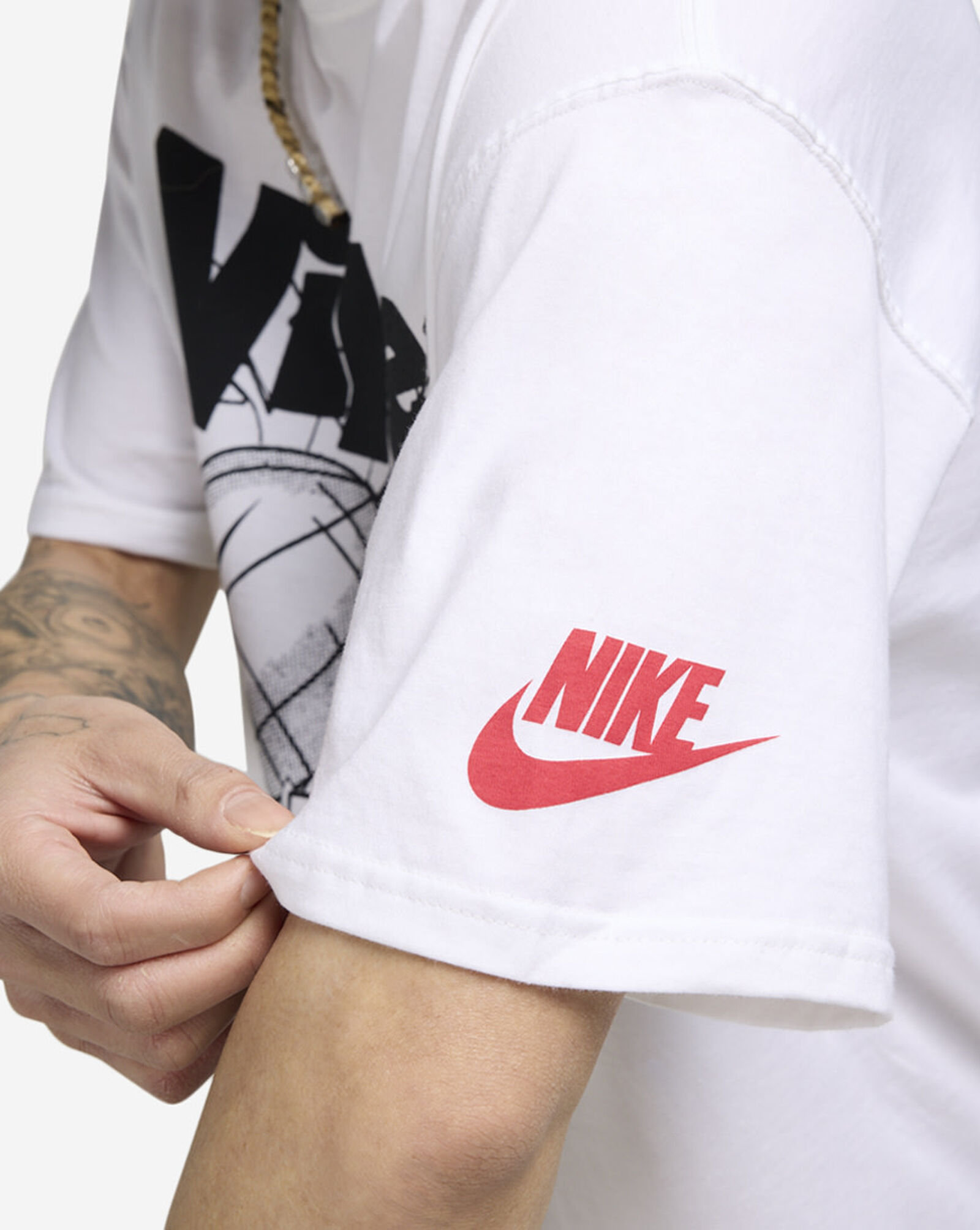 Shop Nike NSW Max90 T-Shirt IB8243-100 white | SNIPES USA